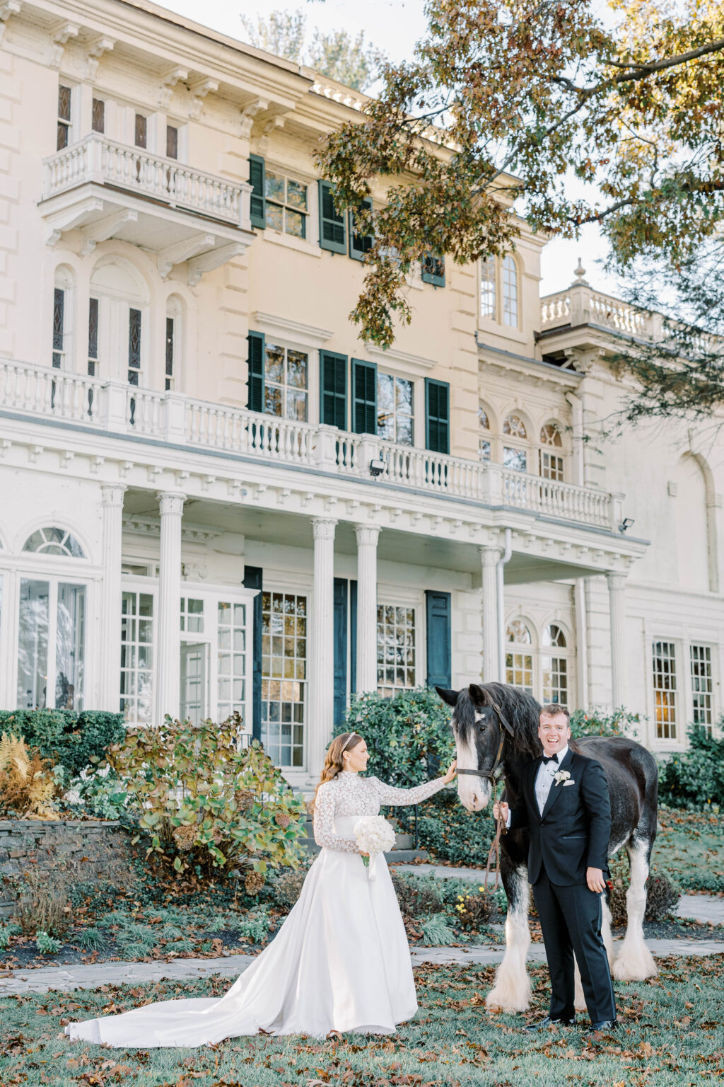 Dreamy Fall Wedding at Glen Foerd Mansion